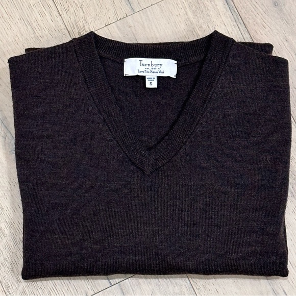 Turnbury | Sweaters | Turnbury Extra Fine Merino Wool Sweater | Poshmark